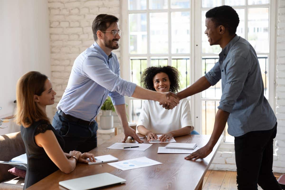 What Is Local Branding And Who Needs It? | Top Notch Dezigns